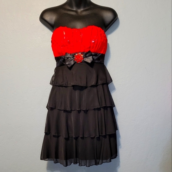 Ruby Rox | Dresses | Ruby Rox Redblack Beautiful Strapless Dress | Poshmark